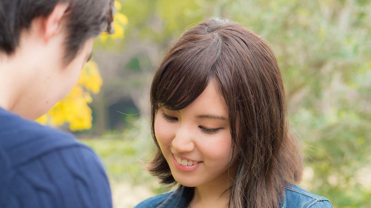 付き合いたいと思っていた女性から告白されたのに、なんの反応もできず黙ってしまった|ゴールドライフオンライン